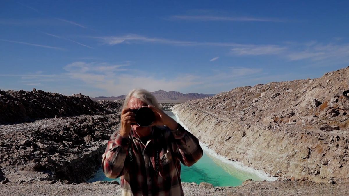 Crítica de "中孚 61. La Verdad Interior", debut en la dirección de Sofía Brito | EscribiendoCine