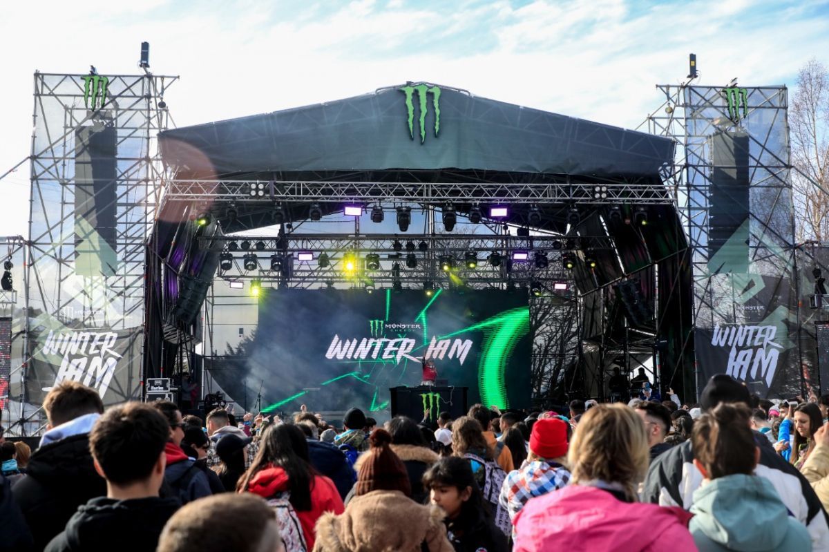 El Monster Energy Winter Jam llenó de música y motocross el Cerro ...